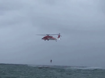 狂風巨浪｜SUP4艇5人受困花蓮海上載沉載浮，海巡冒險全數救回！ – 東台灣新聞網